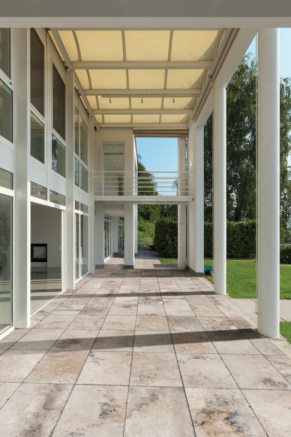 INSPIRATION GALLERY | FBR Marble | PAVERS – POOL COPINGS – WALL PANELS